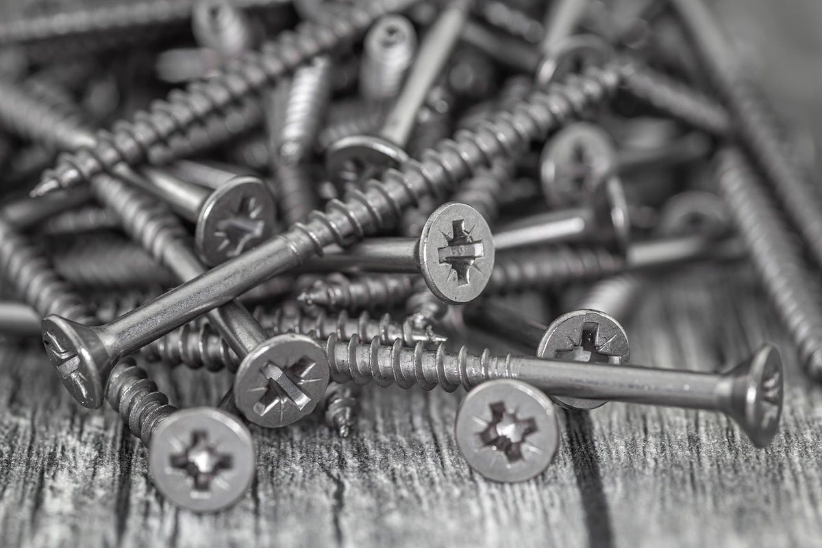 Screw, Nails and Fixings – Lester Lowe Ltd